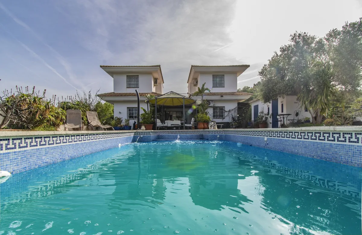 5 Bedroom - Detached Villa in Monda, Costa del Sol • PCC Property